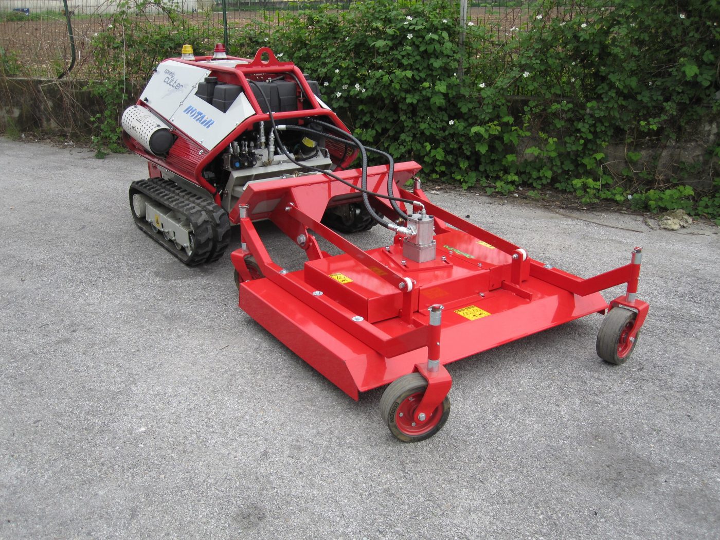 Rotair - Speedy-Cutter radiocommandé » ACP Matériel